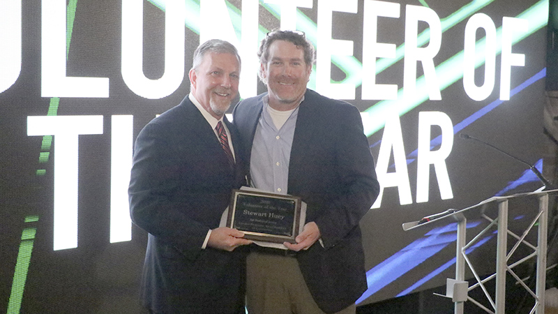 Volunteer, club, business and citizen of the year named at 72nd Chamber ...