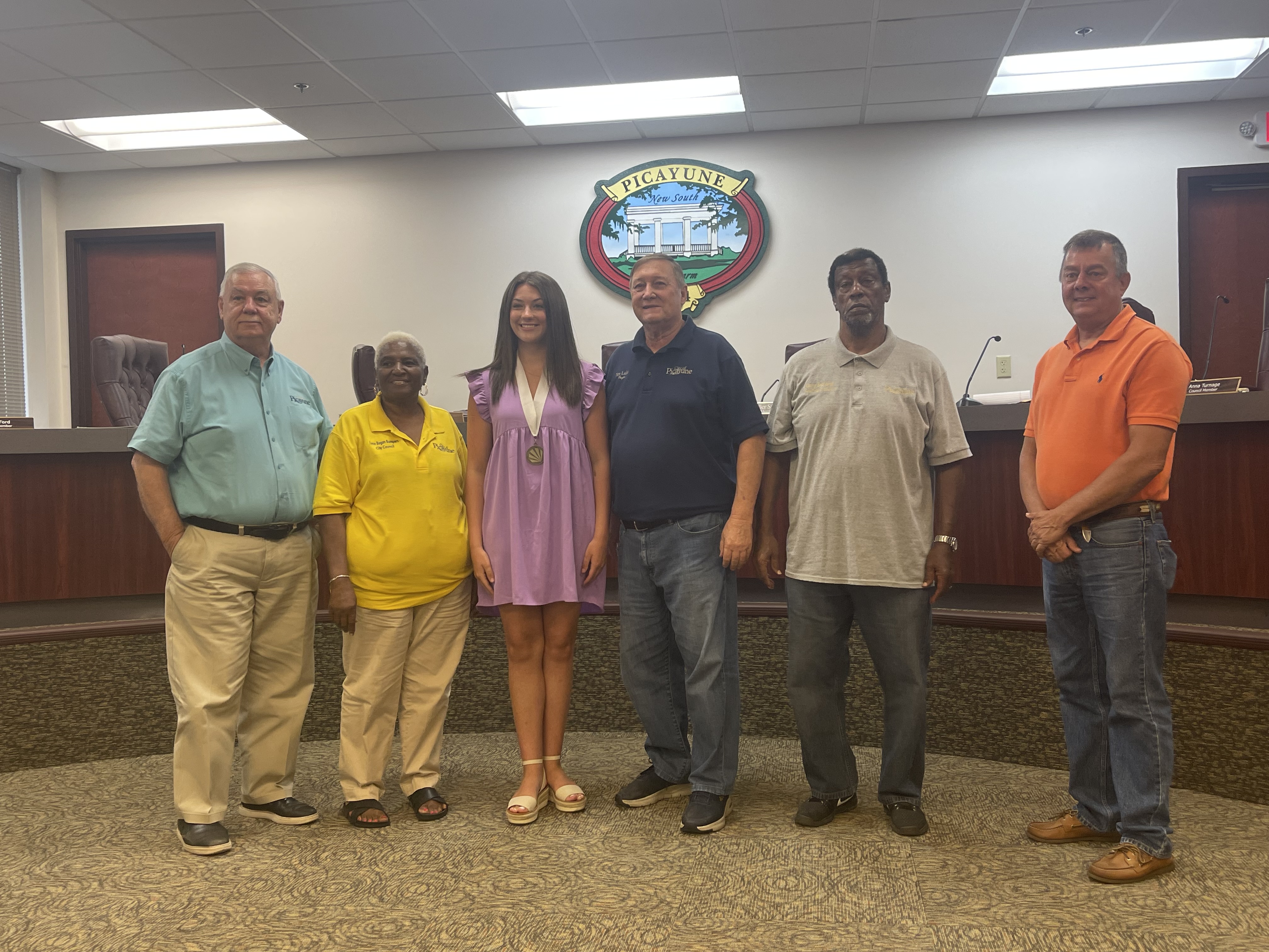 Picayune City Council Recognizes Phenly Oldmixon as Distinguished Woman of Pearl River County ...